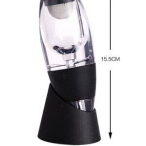 Magic Decanter | Dining | Nib Magic Decanter Essential Wine Aerator ...